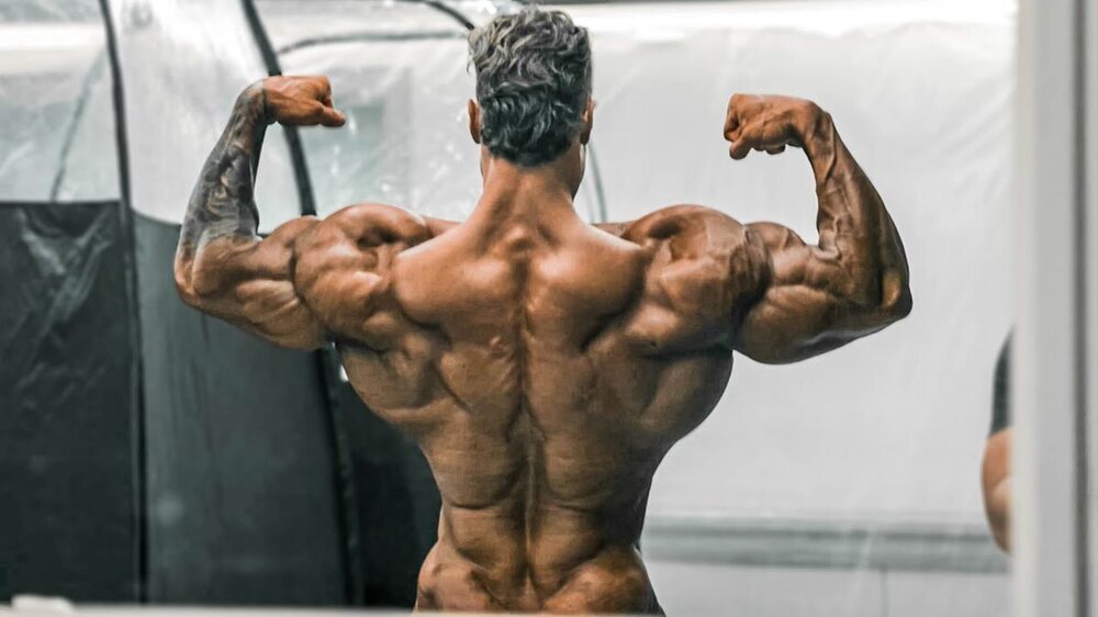 La rutina de entrenamiento de CBum, el rey de Mr.Olympia - MENzig